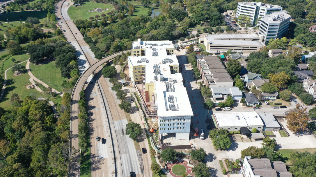 Gallery - 2100 Memorial: Columbia