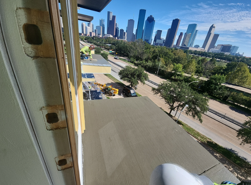 Gallery - 2100 Memorial: Columbia