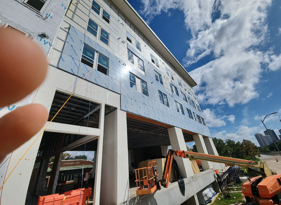 Gallery - 2100 Memorial: Columbia