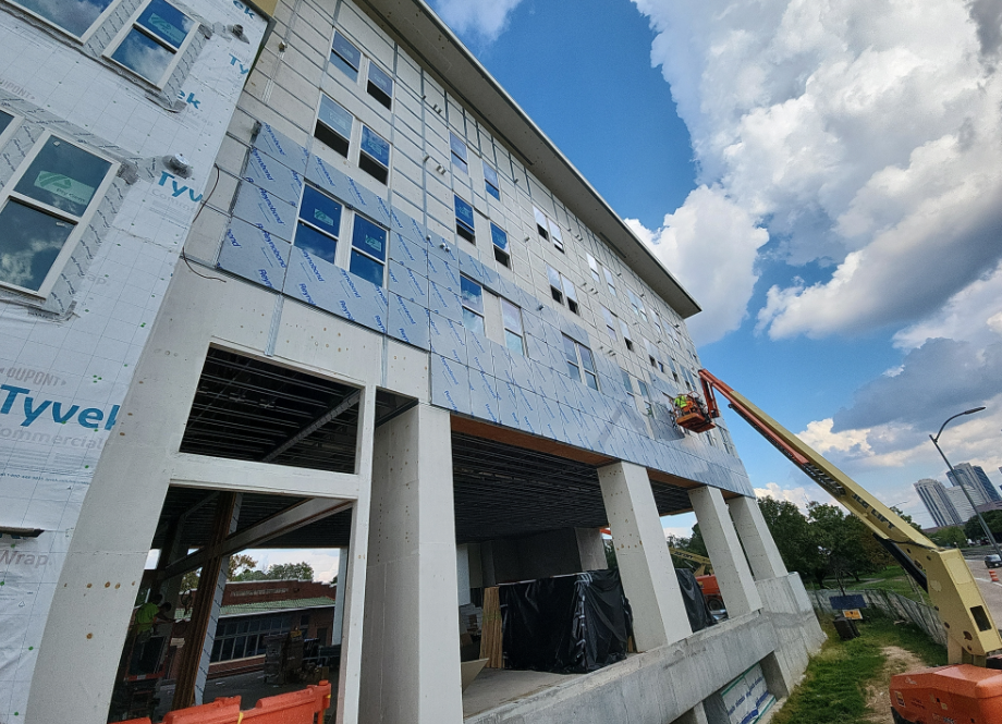 Gallery - 2100 Memorial: Columbia