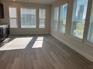 Gallery - 2100 Memorial: Columbia